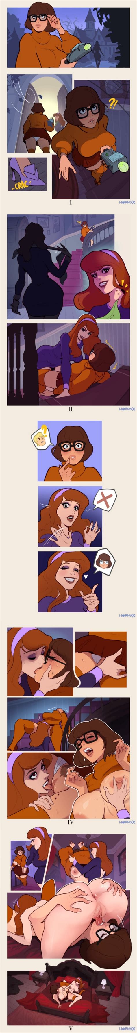 Cartoon Network Hanna Barbera Scooby Doo Daphne Blake Velma Dinkley