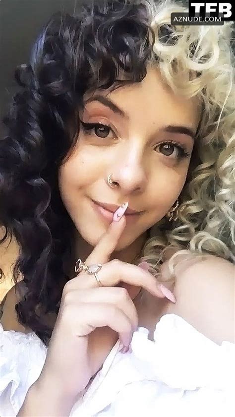 Melanie Martinez Nude And Sexy Photos Collection Aznude