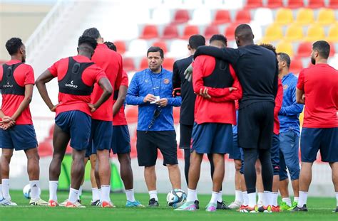 الدوري السعودي الإصابات تقلق ضمك قبل مواجهة الأهلي