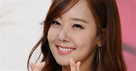 포토 소유진 러블리 눈웃음