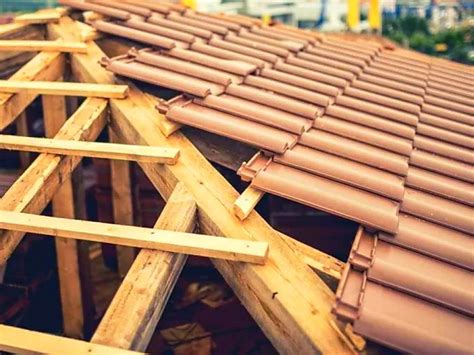 Analisa Bahan Kayu Terbaik Untuk Kerangka Atap Bangunan Rumah