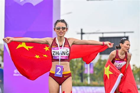 杭州亚运会田径大项收官，中国队19金11银9铜超越雅加达亚运会女子金牌男子