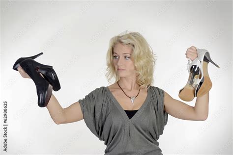 Blondine Mit High Heels Stock Foto Adobe Stock