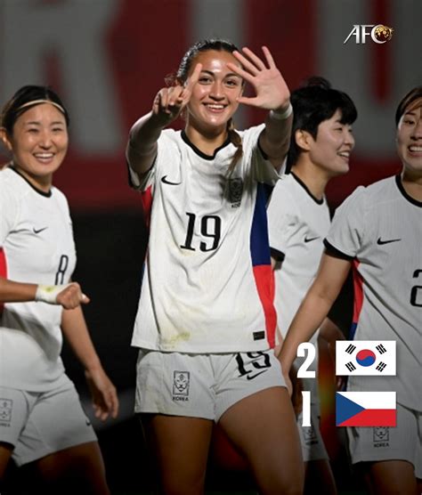 더쿠 2007년생이지만 실력으로 대한민국 여자축구 국가대표 주전 차지한 유진