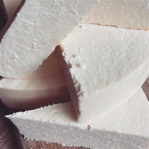 Crumbly Lancashire Norfolk Cheese