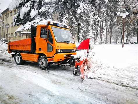 Čišćenje snega Beograd Uvek dostupni Čišćenje velikih površina