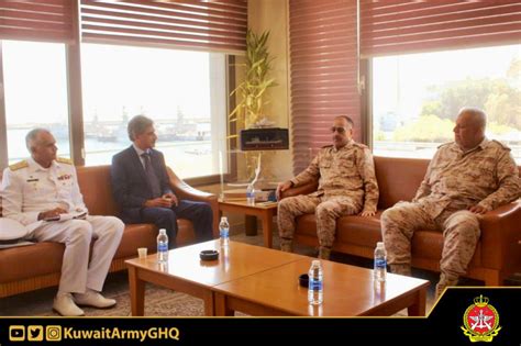 Kuwait Army الجيش الكويتي On Twitter استقبل آمر القوة البحرية قائد
