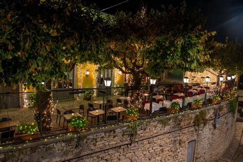 Restaurante Con Exterior Foto Premium