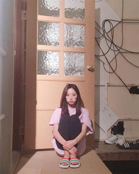 Wjsn Bona Feet Rkpopfeets Kpopfeets Kpop 소녀 온라인 카지노 연예인 In