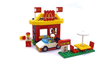 McDonalds Restaurant - LEGO set #3438-1 (Building Sets > Town)