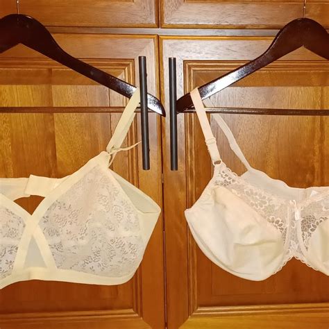 Two Lace Bras 42d Playtex 18 Hour Cross Your Heart Gem
