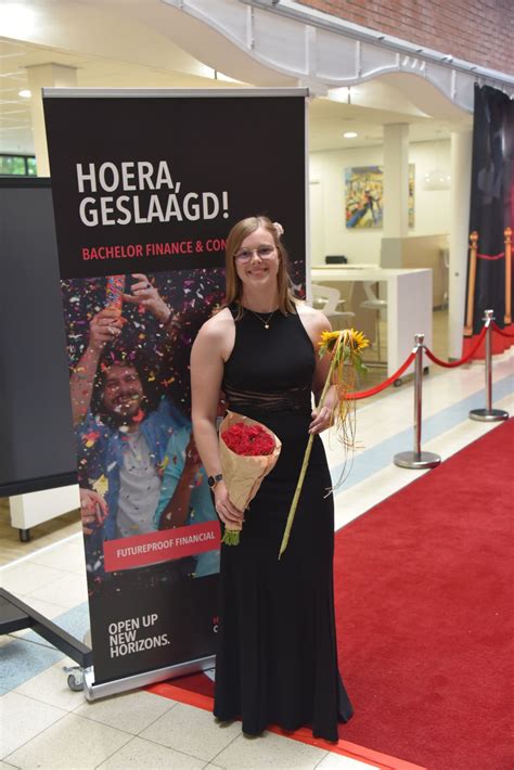 Geslaagd Na Vier Jaar Heb Ik De Bachelor Finance And Control Aan De