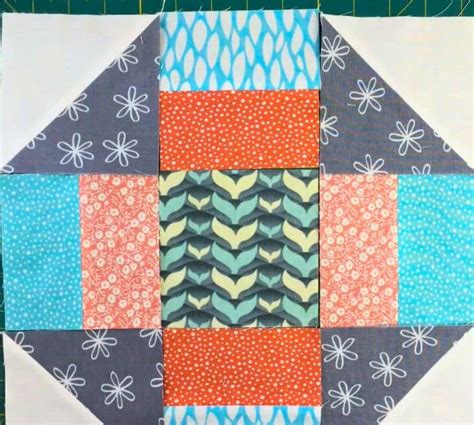 Quick And Easy Disappearing Churn Dash Quilt Diy Joy