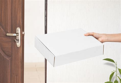 Mailing Box Free Mockup — Free Mockup World