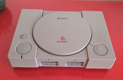 Consola Ps1 Japonesa Scph 7500 De Segunda Mano Por 30 Eur En Sant Feliu