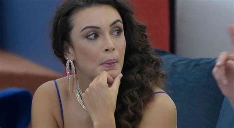Grande Fratello Angelica Mette In Guardia Mirko Devo Dirti Una Cosa