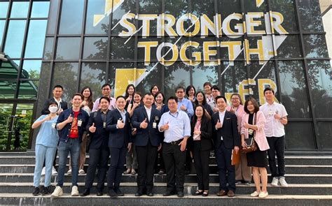 เอ็มเทค สวทช ต้อนรับ นายกสมาคมและคณะทันตแพทย์ จากสมาคมทันตกรรมรากเทียมแห่งประเทศไทย และบริษัท