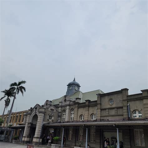 林志潔 行政院通過〔地方民意代表費用支給及村里長事務補助費補助條例〕修正草案，未來直轄市議員助理補助費總額可王從每
