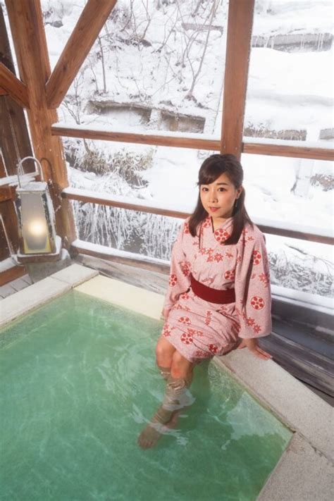 吉田愛梨アナが地元・山形の蔵王温泉を紹介「旅の〆は夜空を見上げて」｜newsポストセブン