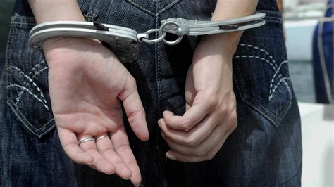 Faits Divers Justice Suspicion De Féminicide Dans Le Var Un Belge
