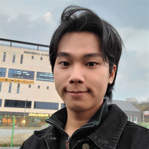 Logan Kim Entrepreneur Linke Agency Linkedin