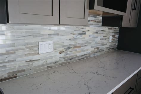 How To Pick Tile For Your Kitchen Backsplash 🧑‍🍳🚰🔲