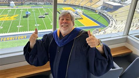 Steve Wozniak Founder Of Apple Stroke Hospitalized Mexico City