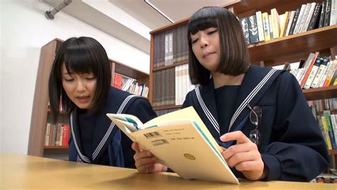 壁！机！椅子！から飛び出る生チ ポが人気の進学校 『都立しゃぶりながら高校』･･･さらにハメられながら 180675 人気av女優観察日記