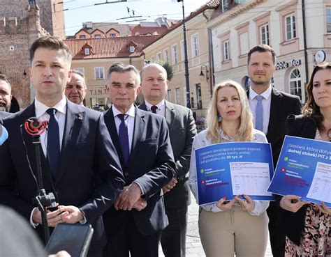 Waloryzacja 500 plus czy darmowe autostrady Lubelscy działacze PiS o