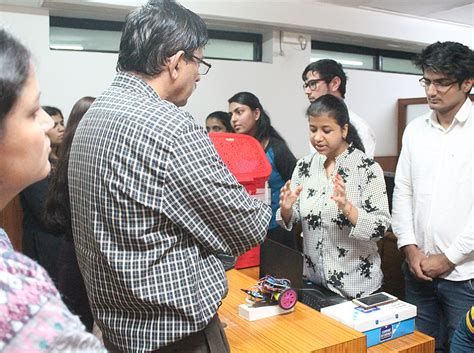 Internet Of Things Lab The Northcap University