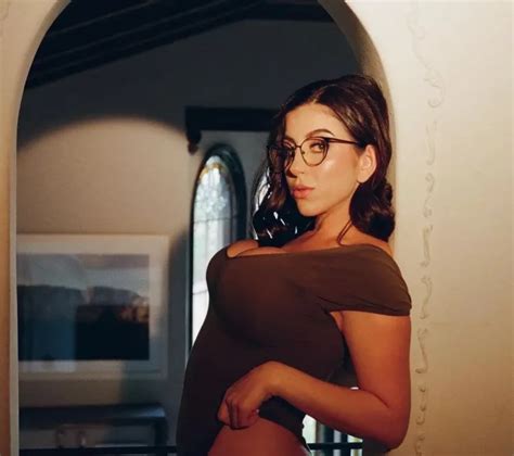 Lena The Plug Hot Model That Burns The Internet Talkativefox