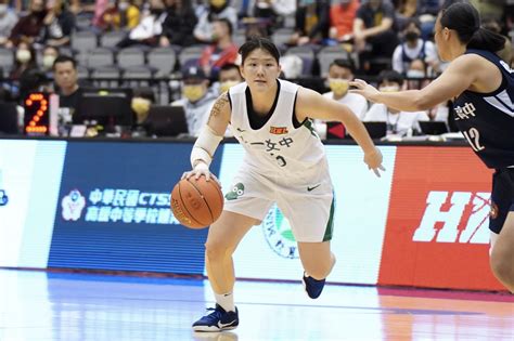 Hbl》北一女全員發威闖冠軍賽 教練吐贏球策略：先輸17分 Yahoo奇摩時尚美妝