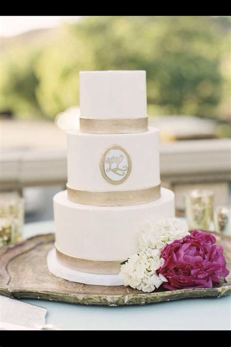 Pin By Gifts By Zoi On Cake Decorating Ideas Dream Wedding Cake
