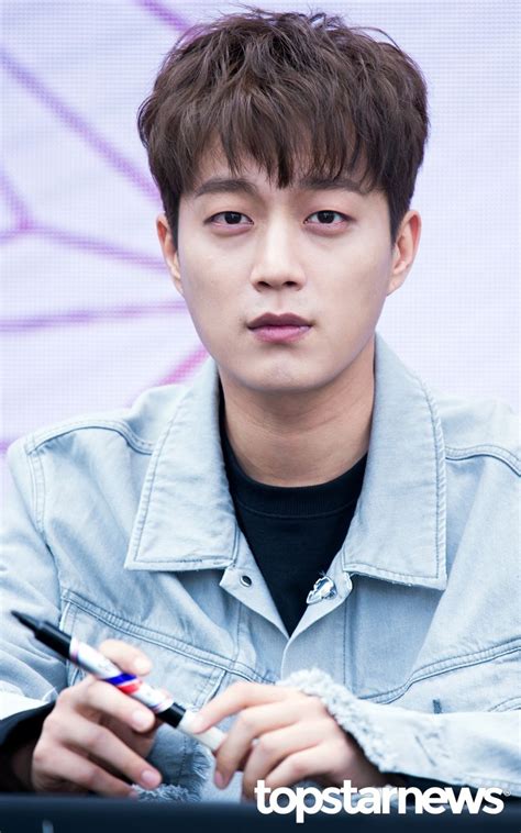 ปักพินในบอร์ด Topstarnews Hd Photo