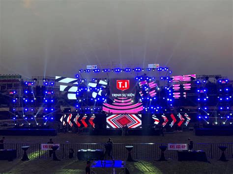 La 2122 Line Array Dual 12 Woofer 1400wrms Active And Passive Sound System