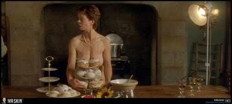 Thursday Nuder Club See Celia Imrie And Helen Mirren Naked In Calendar