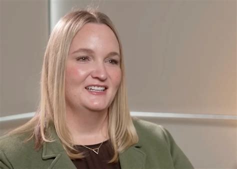 Lisa Nowinski Aahr Bio