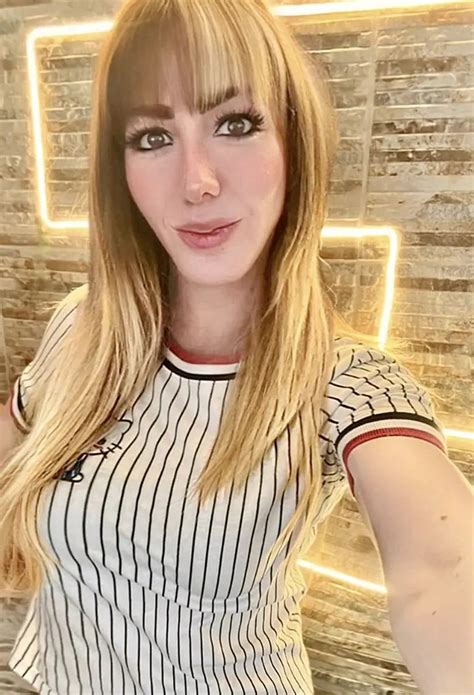 De manager de su padre a romperla en OnlyFans así está hoy Vanesa la