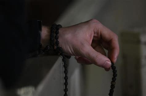Nightly Rosary For Popes Health To Move Inside Paul Vi Hall Vatican News