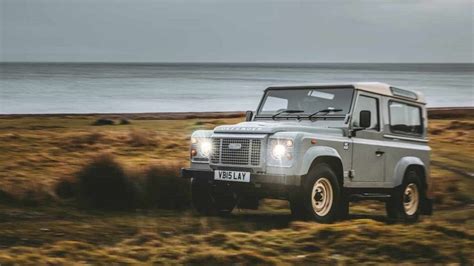 Land Rover Classic Defender Works V8 Islay Edition 13small Dmotion