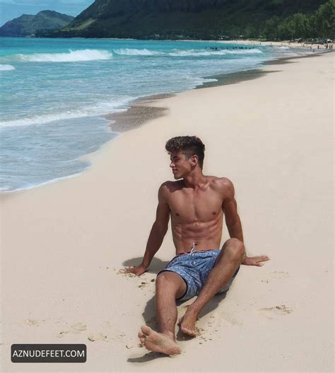 Nathan Garner Feet Aznudefeet