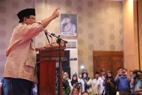 Pidato Prabowo Subianto Lukisan