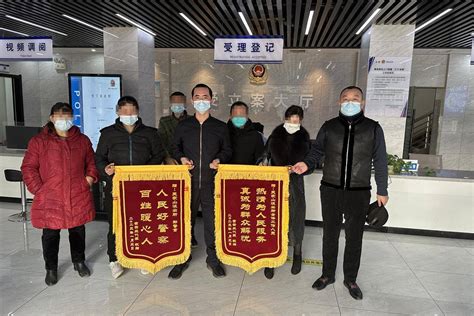 武汉东西湖警方：刑拘恶意欠薪包工头，跨省追讨11万余元郭某工资工人