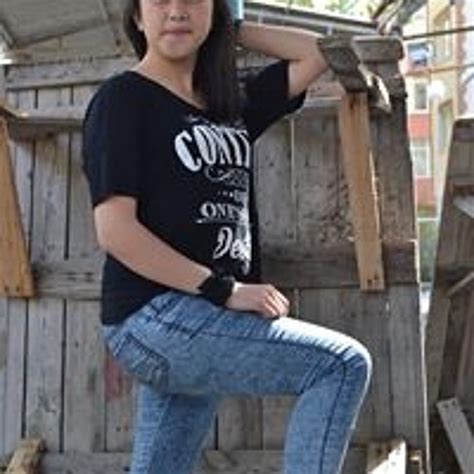 Stream Simge Nur Kara Music Listen To Songs Albums Playlists For Free On Soundcloud