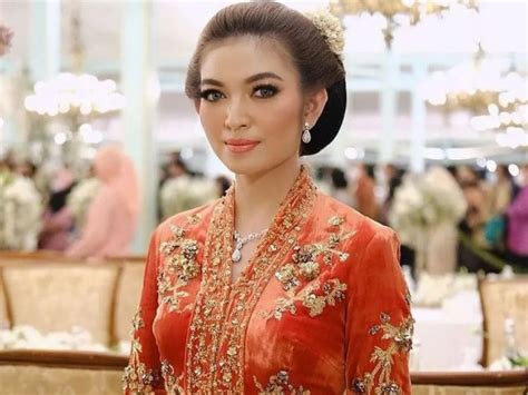 Selvi Ananda Tenteng Tas Mewah Harga Rp503 Juta Netizen Seharga Rumah