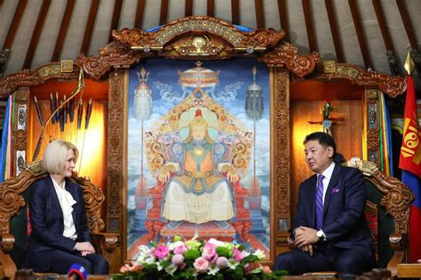 Ерөнхийлөгч У Хүрэлсүх ОХУ ын Засгийн газрын орлогч дарга В В Абрамченког хүлээн авч уулзлаа