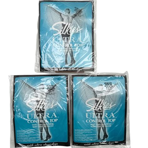 VTG Silkies Ultra Control Top Pantyhose Size M Natural Lot Of 3 Pairs