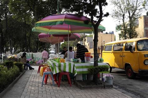 Reconocerán A Ambulantes En Constitución De Cdmx