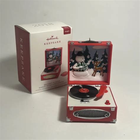 NEW HALLMARK MAGIC Rudolph Red Nosed Reindeer 2018 Record Player Sam