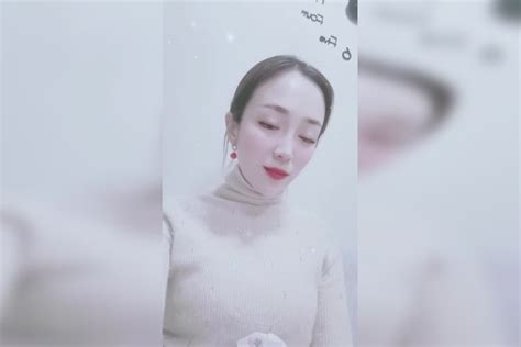 最近好想好想好想学架子鼓啊！！有没有会的宝贝推荐一下方法呀！想学宝贝方法